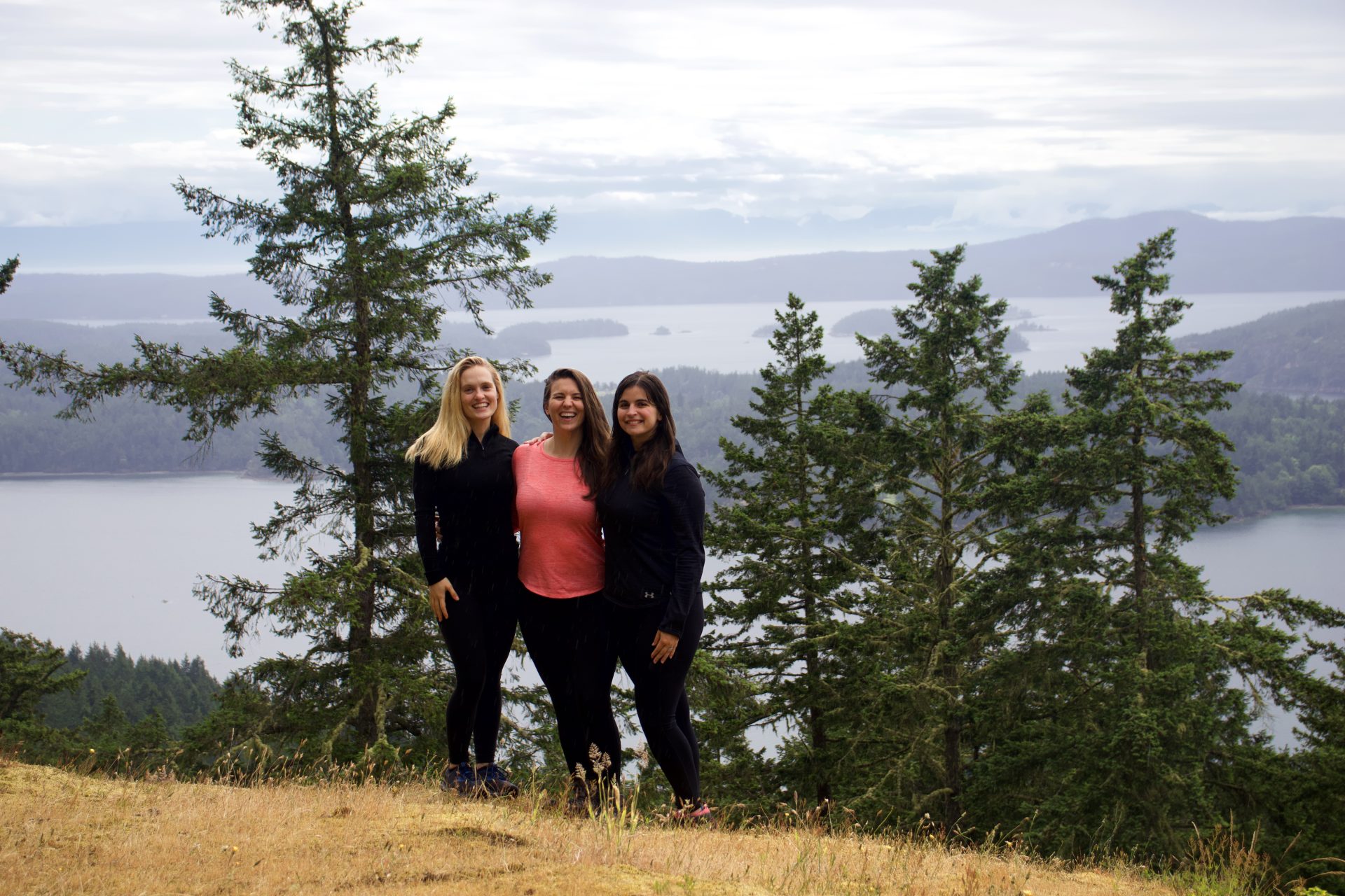 Turtleback Mountain Hike - Elizabeth Seeks