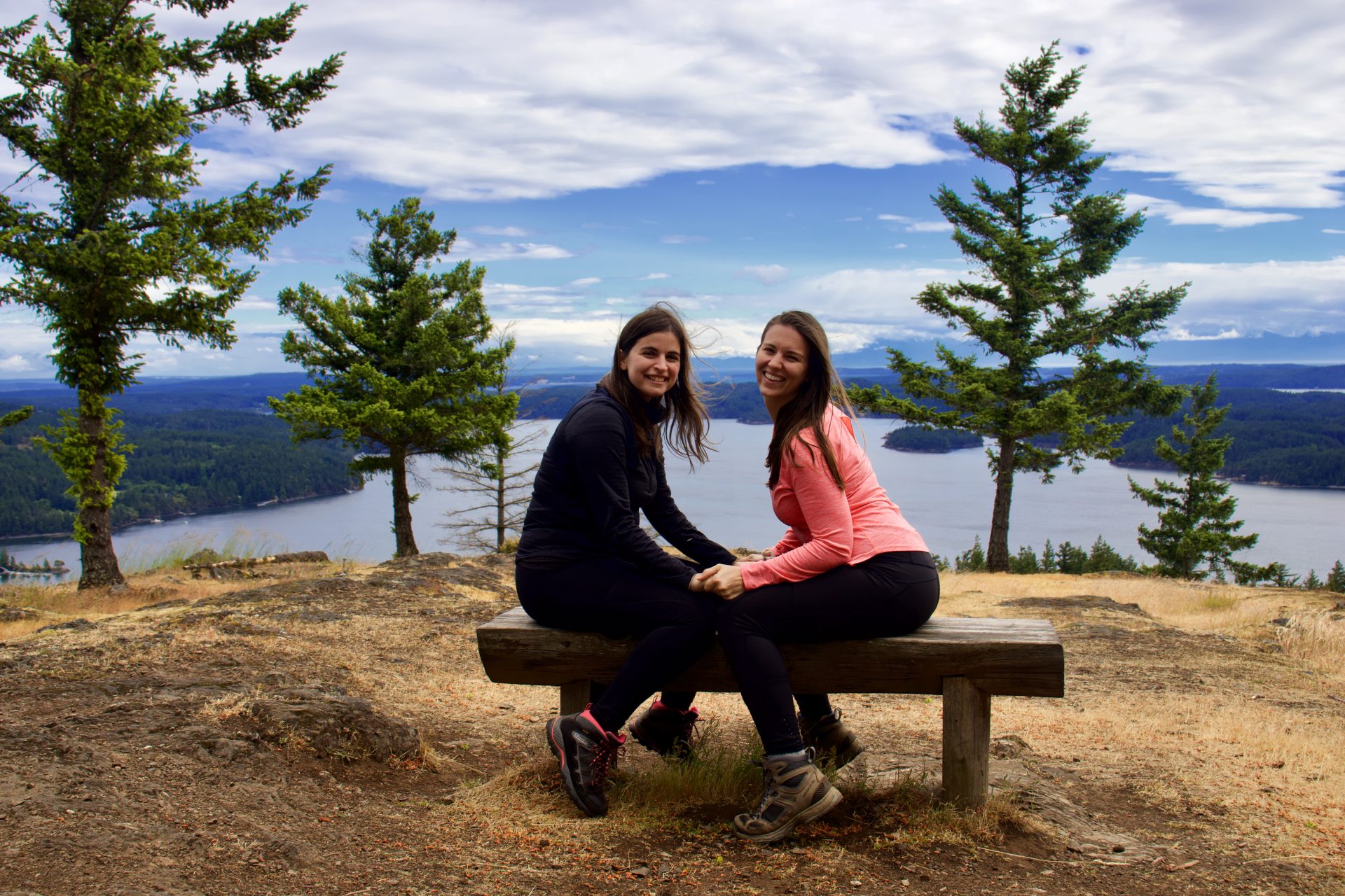 Turtleback Mountain Hike - Elizabeth Seeks