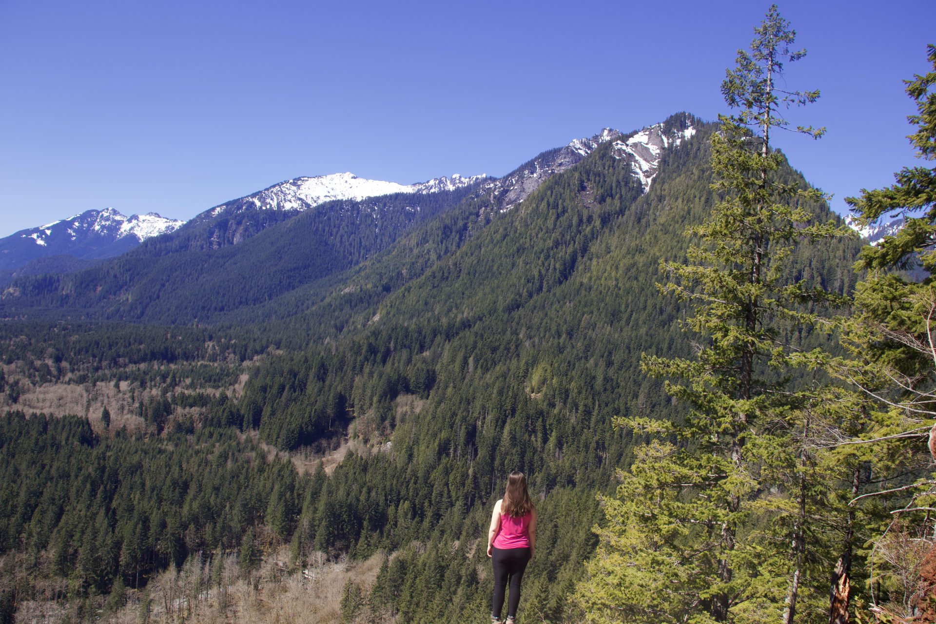 Garfield Ledges Trail - Elizabeth Seeks